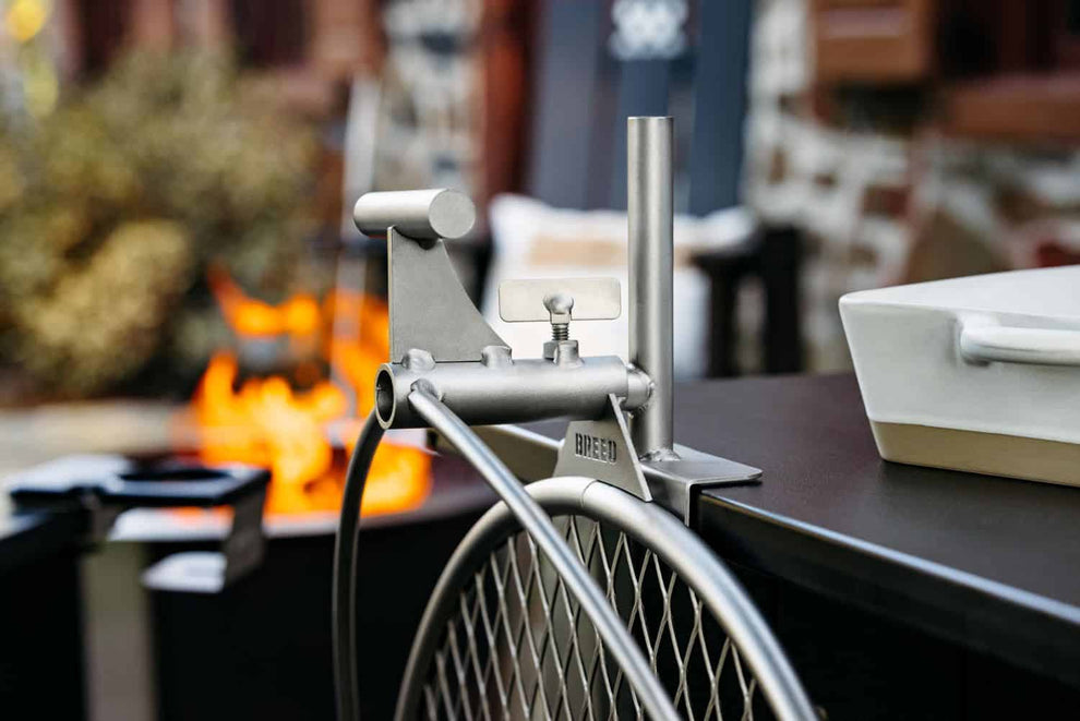 Outrig Post – Breeo